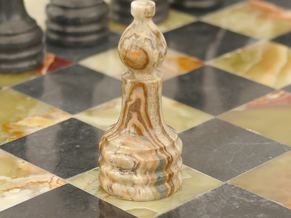 Beautiful Light and Black Marble Chess Set with superb heavy marble ...