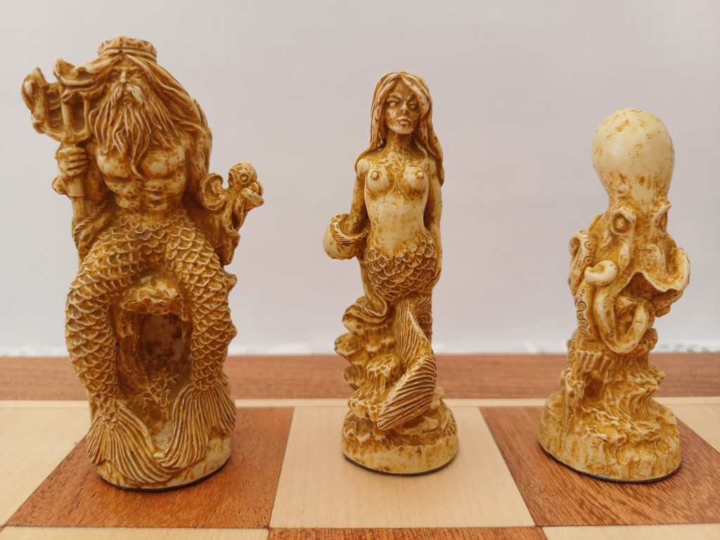 Berkeley Chess - Sea Life Chess Set - Red - ChessBaron Chess Sets USA ...