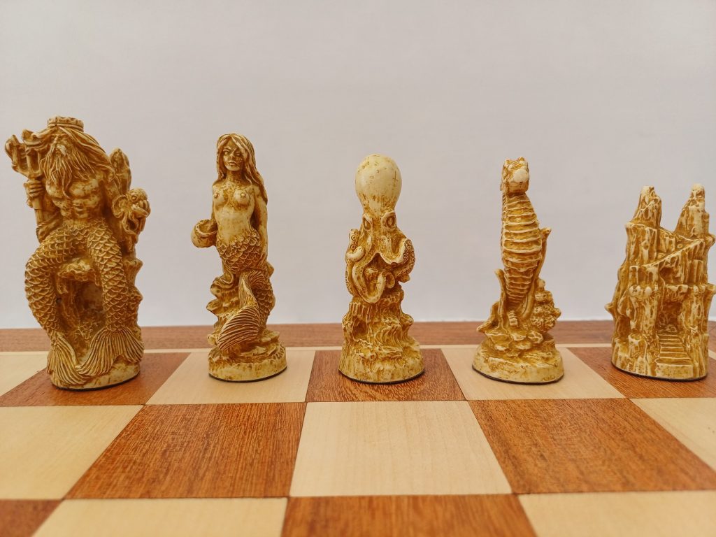 Berkeley Chess - Sea Life Chess Set - Red - ChessBaron Chess Sets USA ...