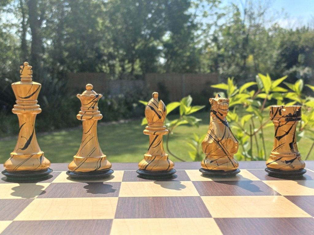 The Artist - Black and Gold Triple Weight Set - ChessBaron Chess Sets ...