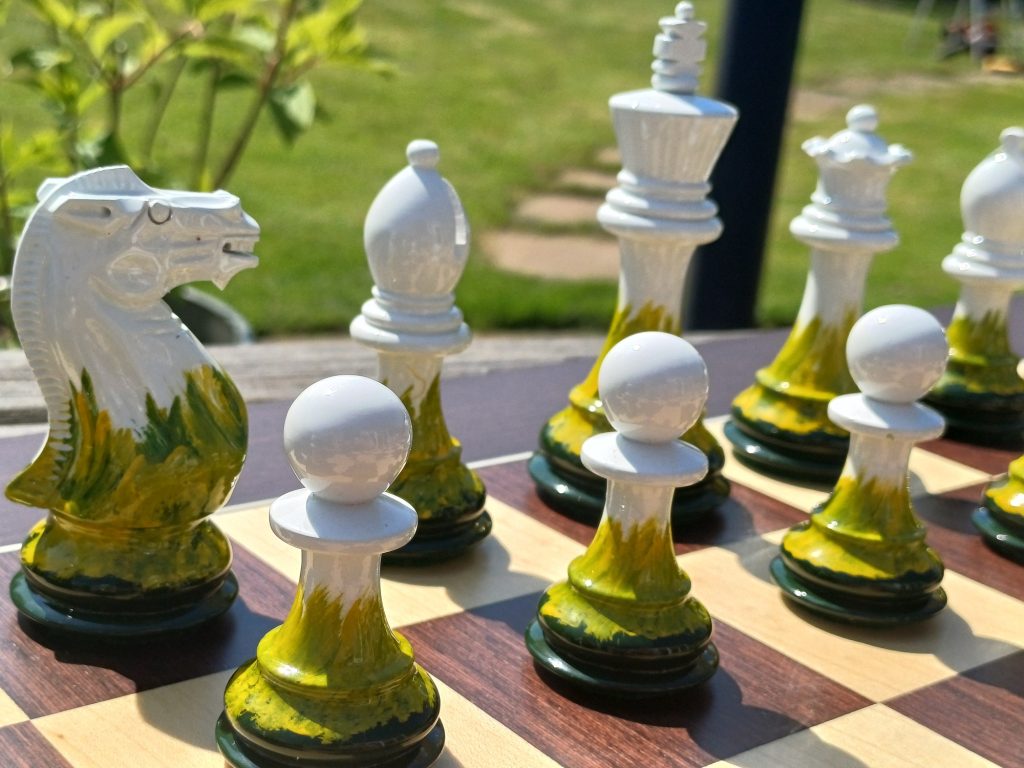 The Artist - Fire and Ice Triple Weight Set - ChessBaron Chess Sets USA ...