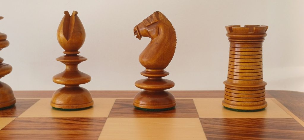 John Calvert Chess Set in Ebony - ChessBaron Chess Sets USA - Call (213 ...