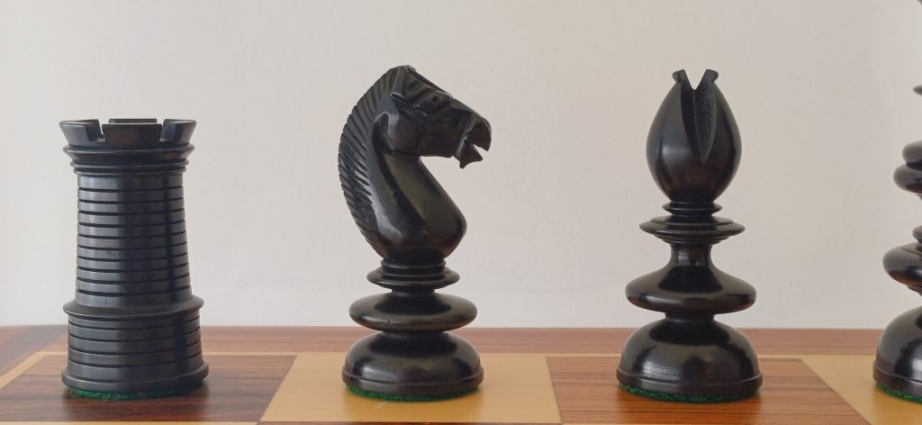 John Calvert Chess Set in Ebony - ChessBaron Chess Sets USA - Call (213 ...